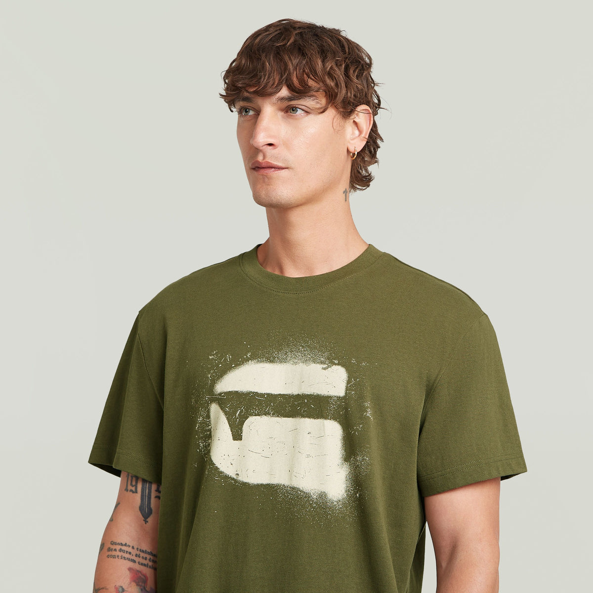 Sprayed Logo Graphic Regular Tee - Shadow Olive – Guize Mens + Womens ...